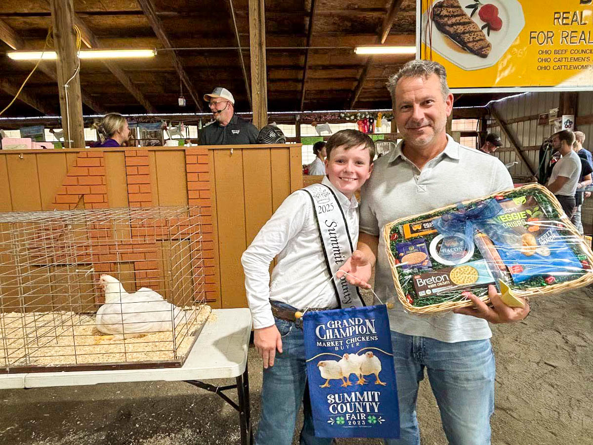 GRAND CHAMPION BROILER CHICKEN: SULLY ROBERTS - Farm and Dairy
